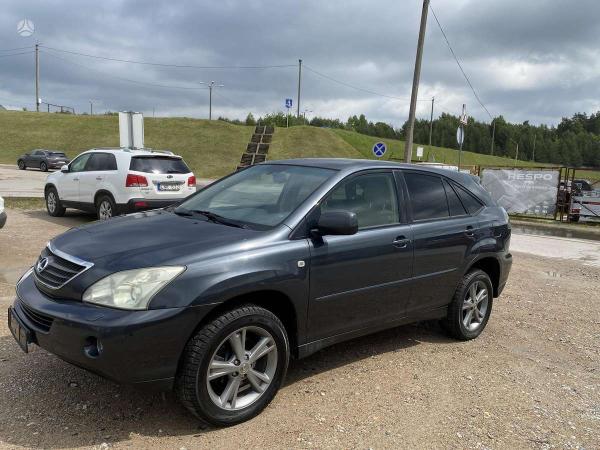 Grey Lexus RX 400h 2006 in Vilnius, with an engine capacity of 3.31 L and mileage of 336 thousand km for 3900 €, photo 2 on AUTOMOTO.COM.LV
