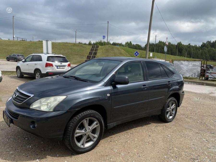 Grey Lexus RX 400h 2006 in Vilnius, with an engine capacity of 3.31 L and mileage of 336 thousand km for 3900 €, photo 3 on AUTOMOTO.COM.LV