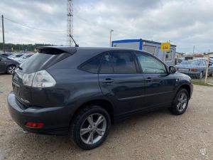 Grey Lexus RX 400h 2006 in Vilnius, with an engine capacity of 3.31 L and mileage of 336 thousand km for 3900 €, photo 8 on AUTOMOTO.COM.LV