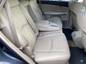 Grey Lexus RX 400h 2006 in Vilnius, with an engine capacity of 3.31 L and mileage of 336 thousand km for 3900 €, photo 14 on AUTOMOTO.COM.LV