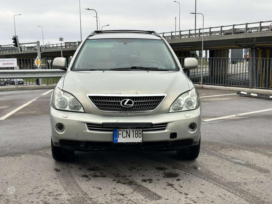Grey Lexus RX 400h 2006 in Vilnius, with an engine capacity of 0.00 L and mileage of 290 thousand km for 3700 €, photo 3 on AUTOMOTO.COM.LV