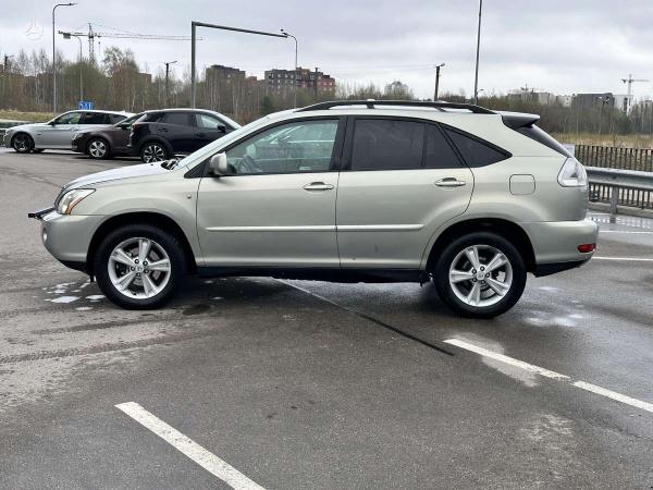 Grey Lexus RX 400h 2006 in Vilnius, with an engine capacity of 0.00 L and mileage of 290 thousand km for 3700 €, photo 8 on AUTOMOTO.COM.LV