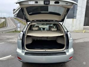 Grey Lexus RX 400h 2006 in Vilnius, with an engine capacity of 0.00 L and mileage of 290 thousand km for 3700 €, photo 15 on AUTOMOTO.COM.LV