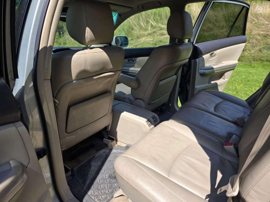 Pelēks Lexus RX 400h 2006 Viļņa, ar dzinēja tilpumu 3.31 L un nobraukumu 299 tūkst. km par 3200 €, foto 12 vietnē AUTOMOTO.COM.LV