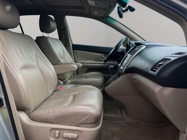 Grey Lexus RX 400h 2006 in Kaunas, with an engine capacity of 3.30 L and mileage of 324 thousand km for 4999 €, photo 8 on AUTOMOTO.COM.LV
