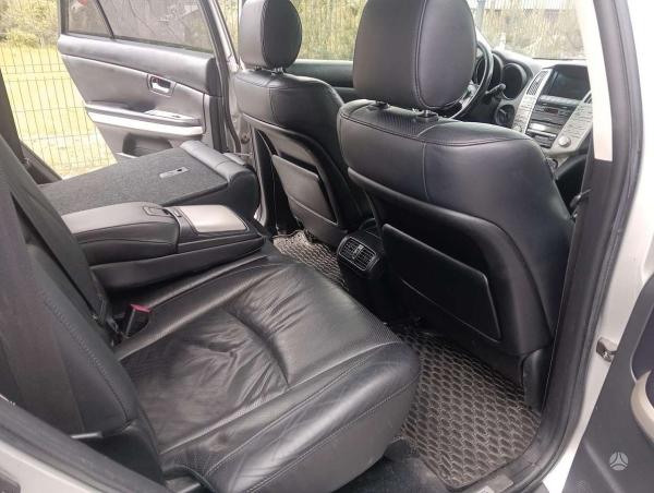 Pelēks Lexus RX 400h 2006 Viļņa, ar dzinēja tilpumu 3.30 L un nobraukumu 380 tūkst. km par 4400 €, foto 8 vietnē AUTOMOTO.COM.LV