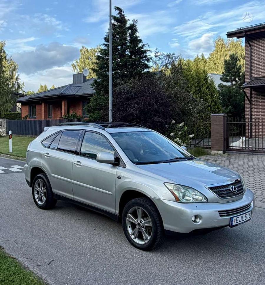 Pelēks Lexus RX 400h 2006 Viļņa, ar dzinēja tilpumu 3.30 L un nobraukumu 320 tūkst. km par 3550 €, foto 1 vietnē AUTOMOTO.COM.LV