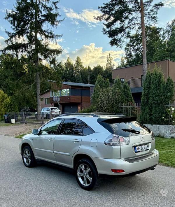 Pelēks Lexus RX 400h 2006 Viļņa, ar dzinēja tilpumu 3.30 L un nobraukumu 320 tūkst. km par 3550 €, foto 8 vietnē AUTOMOTO.COM.LV