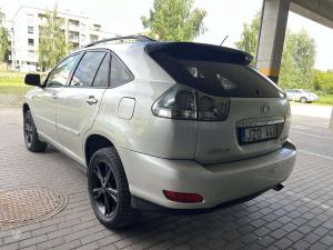 Pelēks Lexus RX 400h 2006 Viļņa, ar dzinēja tilpumu 3.30 L un nobraukumu 340 tūkst. km par 2950 €, foto 8 vietnē AUTOMOTO.COM.LV