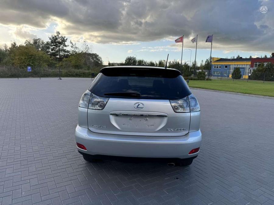 Grey Lexus RX 400h 2006 in Telschi, with an engine capacity of 3.31 L and mileage of 251 thousand km for 6700 €, photo 6 on AUTOMOTO.COM.LV