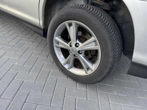 Grey Lexus RX 400h 2006 in Telschi, with an engine capacity of 3.31 L and mileage of 251 thousand km for 6700 €, photo 12 on AUTOMOTO.COM.LV