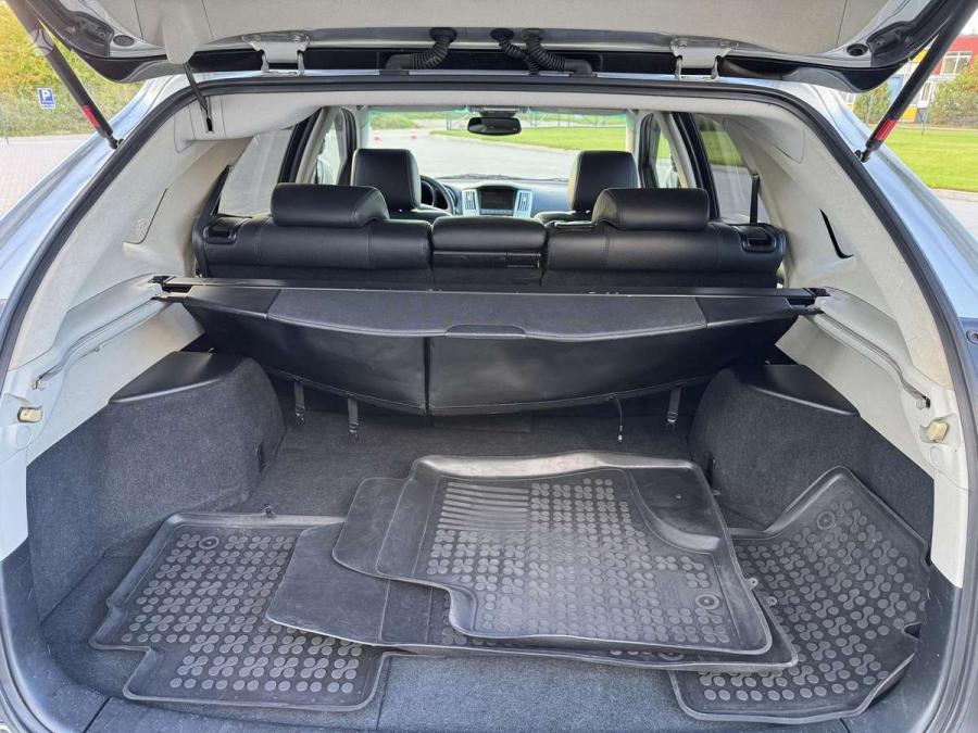 Grey Lexus RX 400h 2006 in Telschi, with an engine capacity of 3.31 L and mileage of 251 thousand km for 6700 €, photo 22 on AUTOMOTO.COM.LV