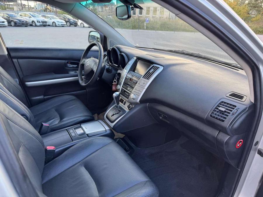 Grey Lexus RX 400h 2006 in Telschi, with an engine capacity of 3.31 L and mileage of 251 thousand km for 6700 €, photo 24 on AUTOMOTO.COM.LV