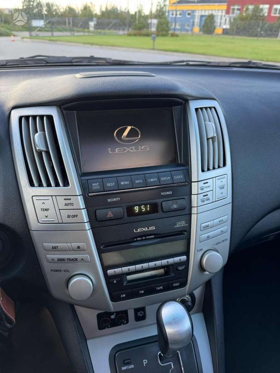 Grey Lexus RX 400h 2006 in Telschi, with an engine capacity of 3.31 L and mileage of 251 thousand km for 6700 €, photo 28 on AUTOMOTO.COM.LV