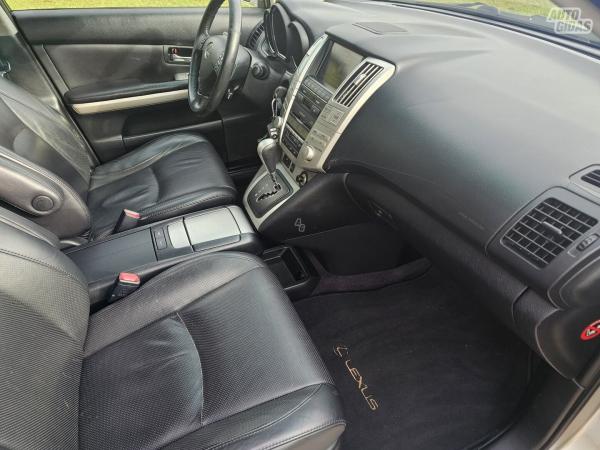 Grey Lexus RX 400h 2006 in Vilnius, with an engine capacity of 3.30 L and mileage of 230 thousand km for 5350 €, photo 9 on AUTOMOTO.COM.LV