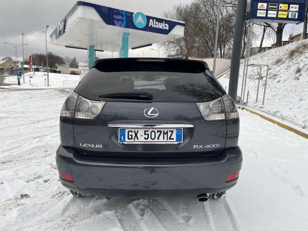 Pelēks Lexus RX 400h 2007 Viļņa, ar dzinēja tilpumu 3.30 L un nobraukumu 262 tūkst. km par 6000 €, foto 6 vietnē AUTOMOTO.COM.LV