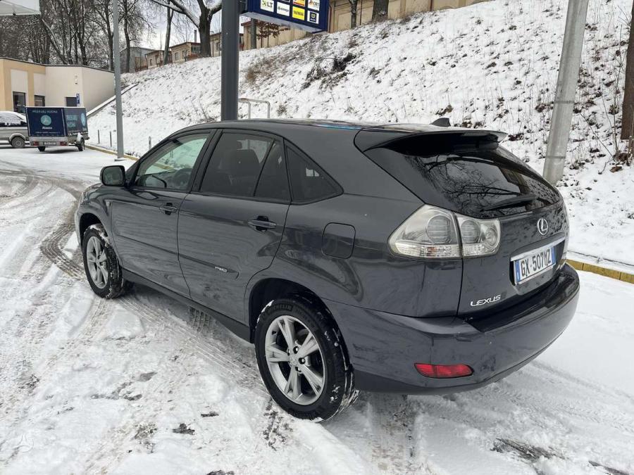 Grey Lexus RX 400h 2007 in Vilnius, with an engine capacity of 3.30 L and mileage of 262 thousand km for 6000 €, photo 7 on AUTOMOTO.COM.LV