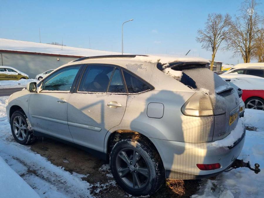 Pelēks Lexus RX 400h 2007 Tauragė, ar dzinēja tilpumu 3.30 L un nobraukumu 200 tūkst. km par 2250 €, foto 5 vietnē AUTOMOTO.COM.LV