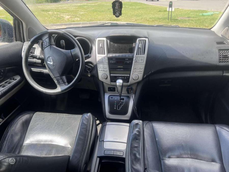 Pelēks Lexus RX 400h 2007 Viļņa, ar dzinēja tilpumu 3.31 L un nobraukumu 236 tūkst. km par 4000 €, foto 6 vietnē AUTOMOTO.COM.LV