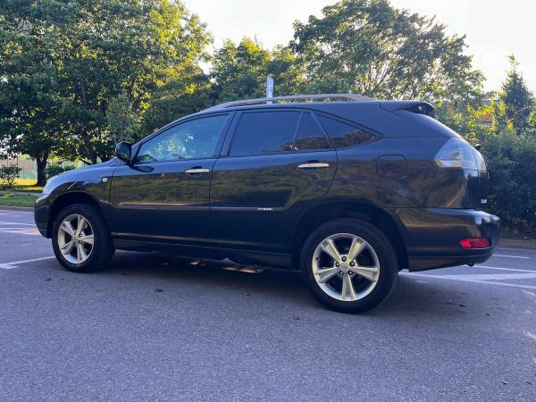 Pelēks Lexus RX 400h 2007 Viļņa, ar dzinēja tilpumu 3.31 L un nobraukumu 177 tūkst. km par 5500 €, foto 4 vietnē AUTOMOTO.COM.LV