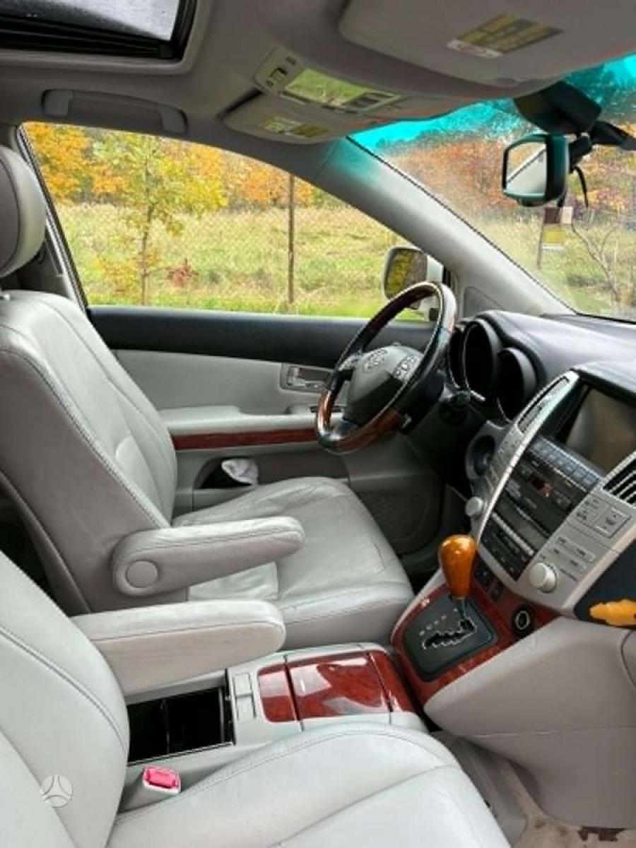 Grey Lexus RX 400h 2007 in Vilnius, with an engine capacity of 3.31 L and mileage of 162 thousand km for 5900 €, photo 4 on AUTOMOTO.COM.LV