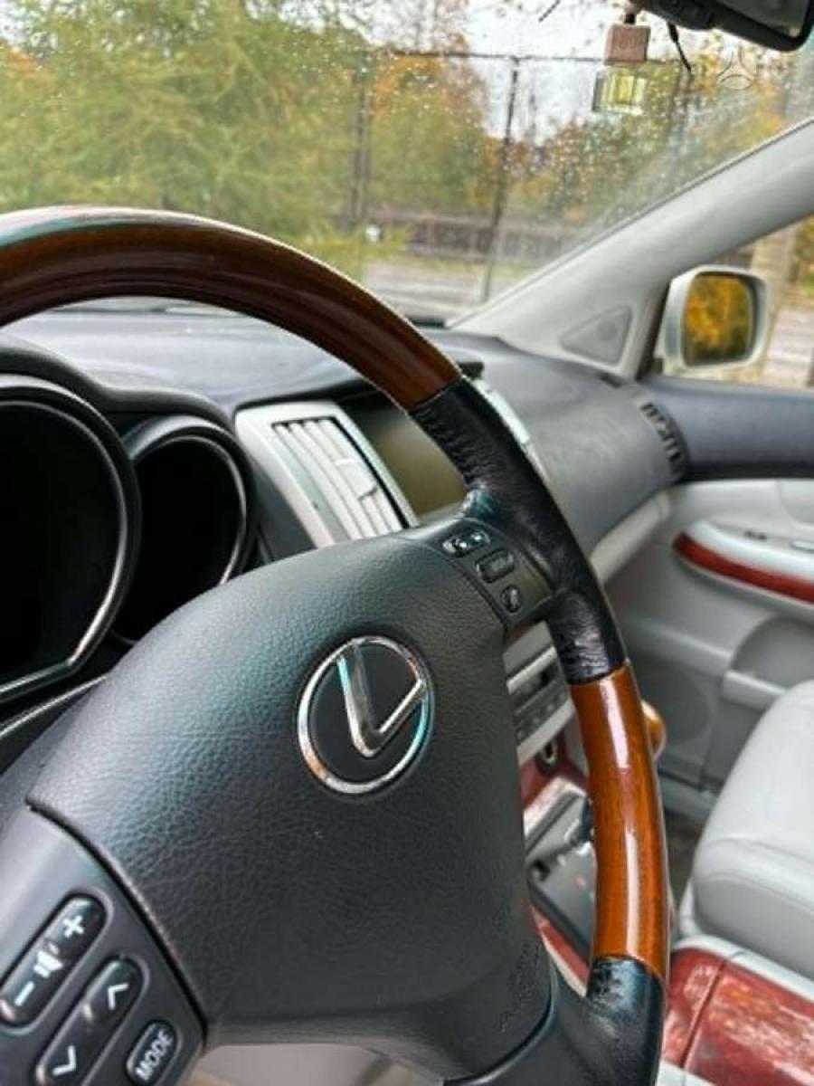 Grey Lexus RX 400h 2007 in Vilnius, with an engine capacity of 3.31 L and mileage of 162 thousand km for 5900 €, photo 7 on AUTOMOTO.COM.LV