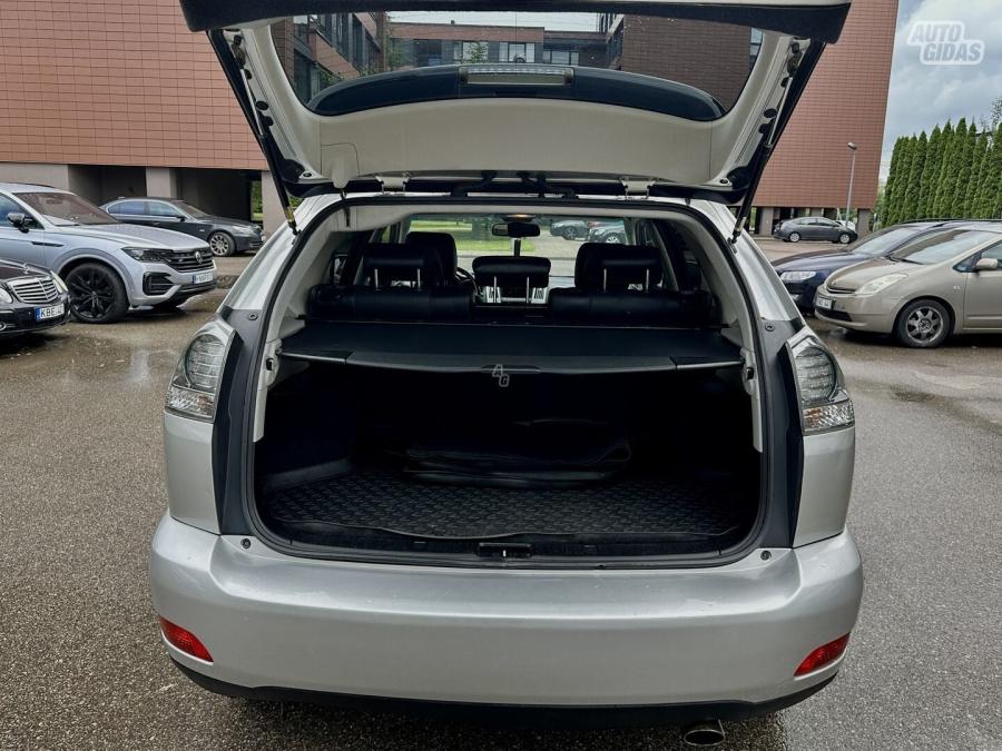 Pelēks Lexus RX 400h 2007 Viļņa, ar dzinēja tilpumu 3.50 L un nobraukumu 260 tūkst. km par 5500 €, foto 18 vietnē AUTOMOTO.COM.LV
