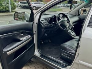 Pelēks Lexus RX 400h 2007 Viļņa, ar dzinēja tilpumu 3.50 L un nobraukumu 260 tūkst. km par 5500 €, foto 23 vietnē AUTOMOTO.COM.LV