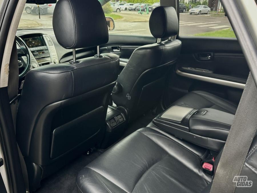 Pelēks Lexus RX 400h 2007 Viļņa, ar dzinēja tilpumu 3.50 L un nobraukumu 260 tūkst. km par 5500 €, foto 24 vietnē AUTOMOTO.COM.LV