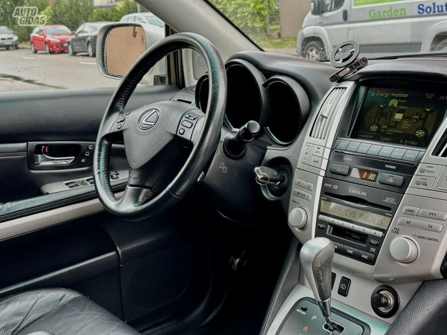 Pelēks Lexus RX 400h 2007 Viļņa, ar dzinēja tilpumu 3.50 L un nobraukumu 260 tūkst. km par 5500 €, foto 30 vietnē AUTOMOTO.COM.LV