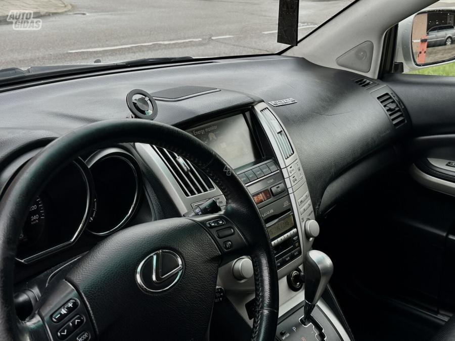 Pelēks Lexus RX 400h 2007 Viļņa, ar dzinēja tilpumu 3.50 L un nobraukumu 260 tūkst. km par 5500 €, foto 32 vietnē AUTOMOTO.COM.LV