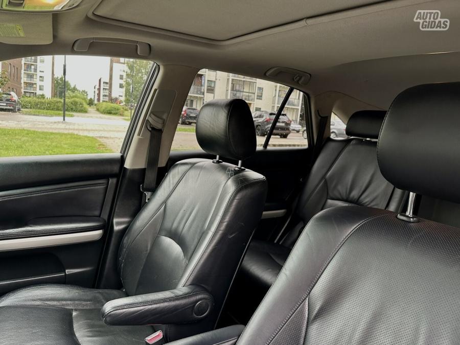 Pelēks Lexus RX 400h 2007 Viļņa, ar dzinēja tilpumu 3.50 L un nobraukumu 260 tūkst. km par 5500 €, foto 33 vietnē AUTOMOTO.COM.LV