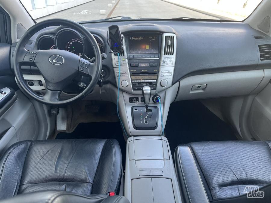 Grey Lexus RX 400h 2007 in Vilnius, with an engine capacity of 3.30 L and mileage of 177 thousand km for 5000 €, photo 7 on AUTOMOTO.COM.LV