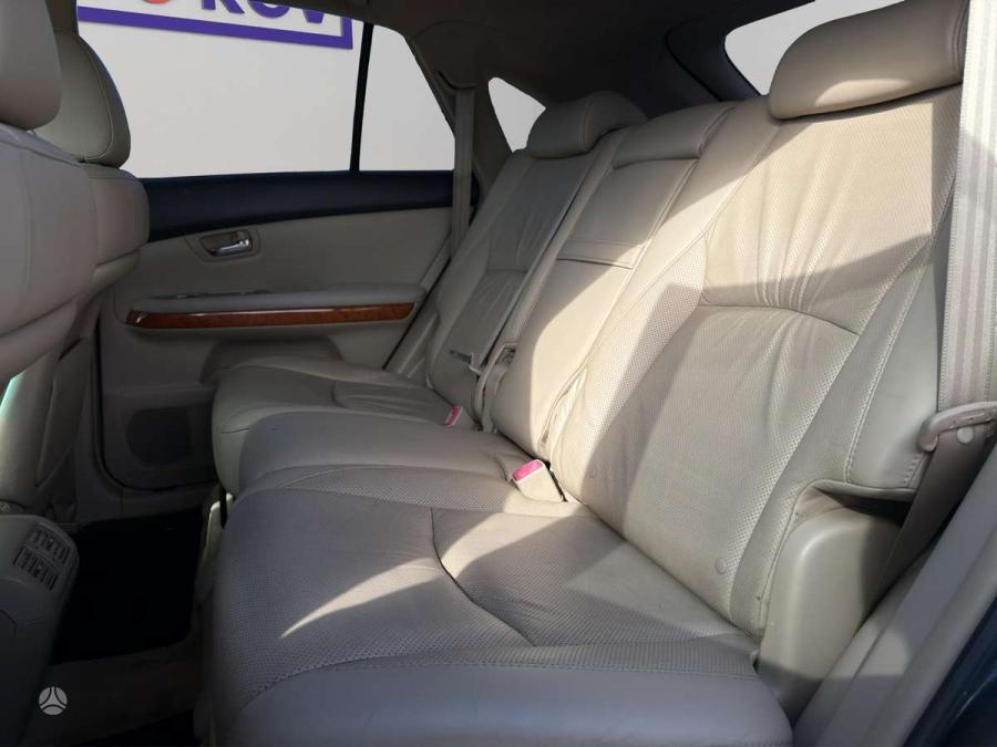 Grey Lexus RX 400h 2007 in Kaunas, with an engine capacity of 3.00 L and mileage of 279 thousand km for 7299 €, photo 11 on AUTOMOTO.COM.LV