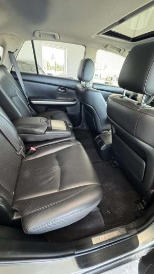 Pelēks Lexus RX 400h 2007 Panevēža, ar dzinēja tilpumu 3.30 L un nobraukumu 297 tūkst. km par 5700 €, foto 15 vietnē AUTOMOTO.COM.LV