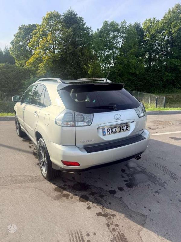 Pelēks Lexus RX 400h 2007 Šauļi, ar dzinēja tilpumu 0.00 L un nobraukumu 225 tūkst. km par 2600 €, foto 4 vietnē AUTOMOTO.COM.LV