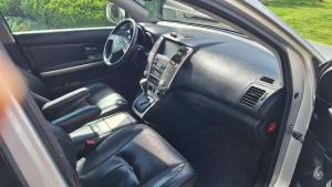 Grey Lexus RX 400h 2007 in Vilnius, with an engine capacity of 3.30 L and mileage of 270 thousand km for 4000 €, photo 6 on AUTOMOTO.COM.LV