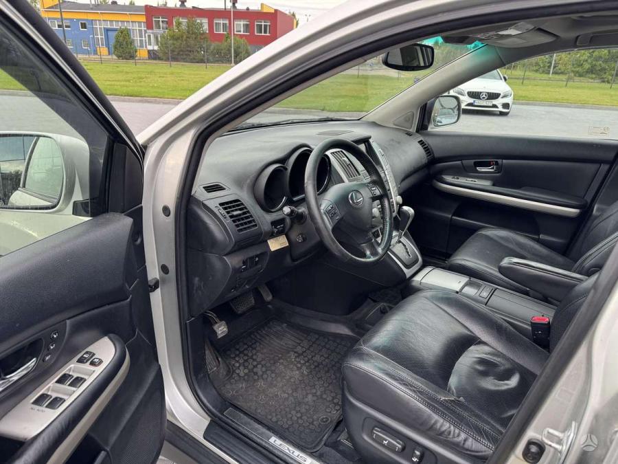 Grey Lexus RX 400h 2007 in Telschi, with an engine capacity of 3.31 L and mileage of 254 thousand km for 4999 €, photo 15 on AUTOMOTO.COM.LV