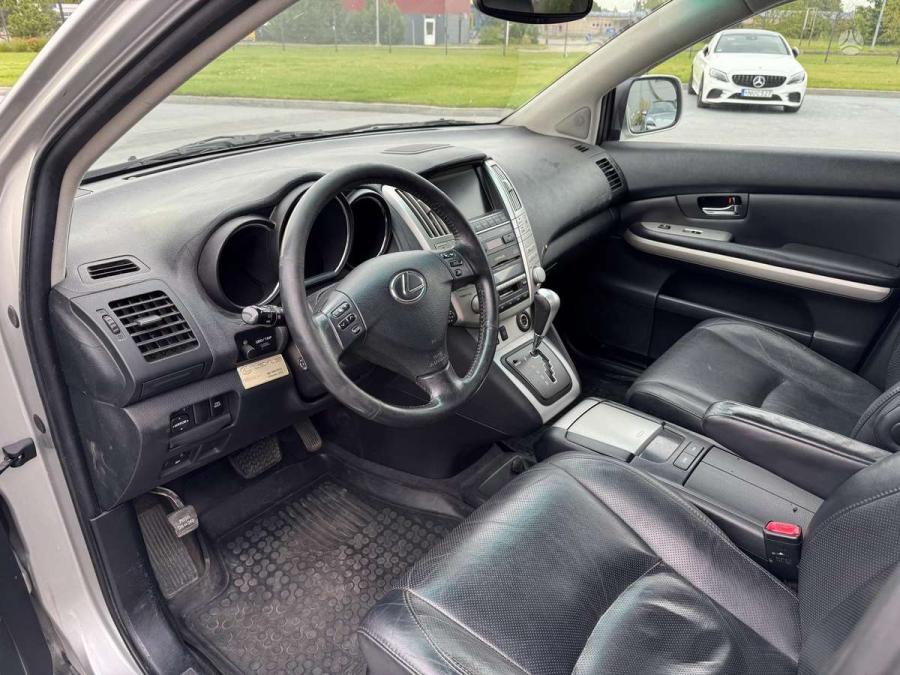 Grey Lexus RX 400h 2007 in Telschi, with an engine capacity of 3.31 L and mileage of 254 thousand km for 4999 €, photo 17 on AUTOMOTO.COM.LV