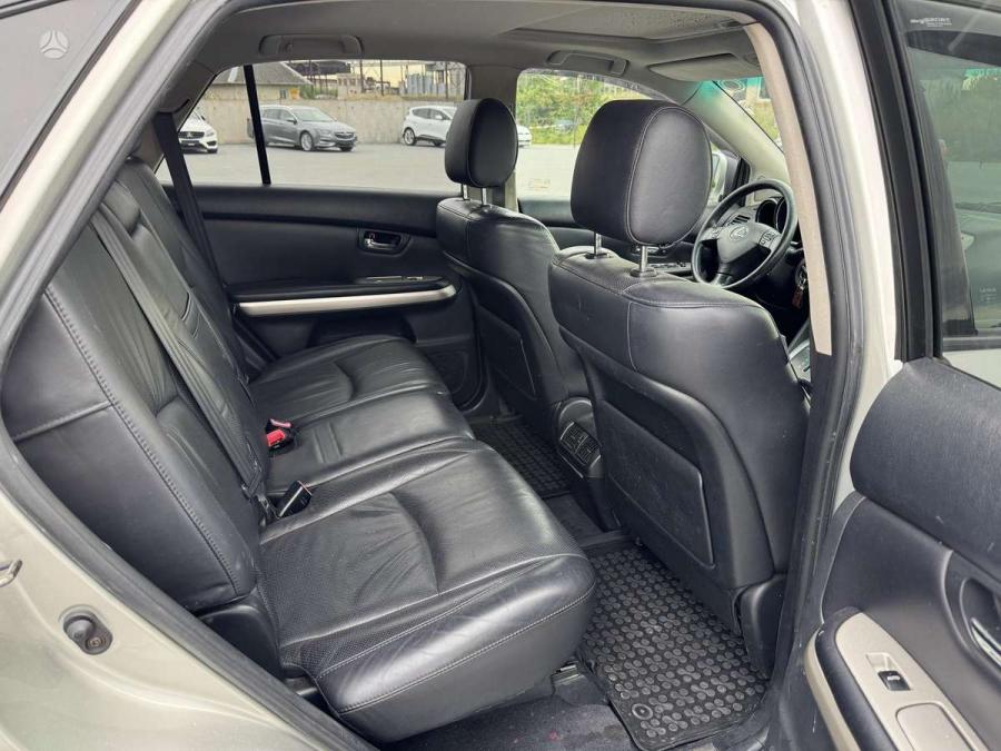 Grey Lexus RX 400h 2007 in Telschi, with an engine capacity of 3.31 L and mileage of 254 thousand km for 4999 €, photo 20 on AUTOMOTO.COM.LV