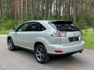 Pelēks Lexus RX 400h 2007 Viļņa, ar dzinēja tilpumu 3.30 L un nobraukumu 243 tūkst. km par 6900 €, foto 5 vietnē AUTOMOTO.COM.LV