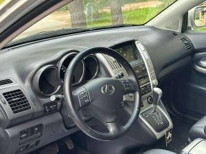 Pelēks Lexus RX 400h 2007 Viļņa, ar dzinēja tilpumu 3.30 L un nobraukumu 243 tūkst. km par 6900 €, foto 12 vietnē AUTOMOTO.COM.LV