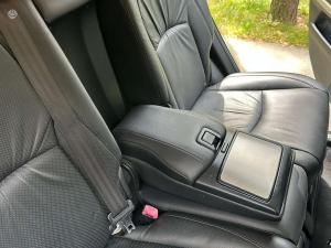 Pelēks Lexus RX 400h 2007 Viļņa, ar dzinēja tilpumu 3.30 L un nobraukumu 243 tūkst. km par 6900 €, foto 18 vietnē AUTOMOTO.COM.LV