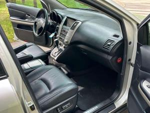 Pelēks Lexus RX 400h 2007 Viļņa, ar dzinēja tilpumu 3.30 L un nobraukumu 243 tūkst. km par 6900 €, foto 24 vietnē AUTOMOTO.COM.LV