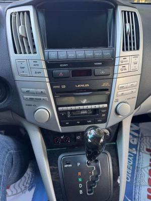 Pelēks Lexus RX 400h 2007 Viļņa, ar dzinēja tilpumu 3.31 L un nobraukumu 268 tūkst. km par 7700 €, foto 22 vietnē AUTOMOTO.COM.LV