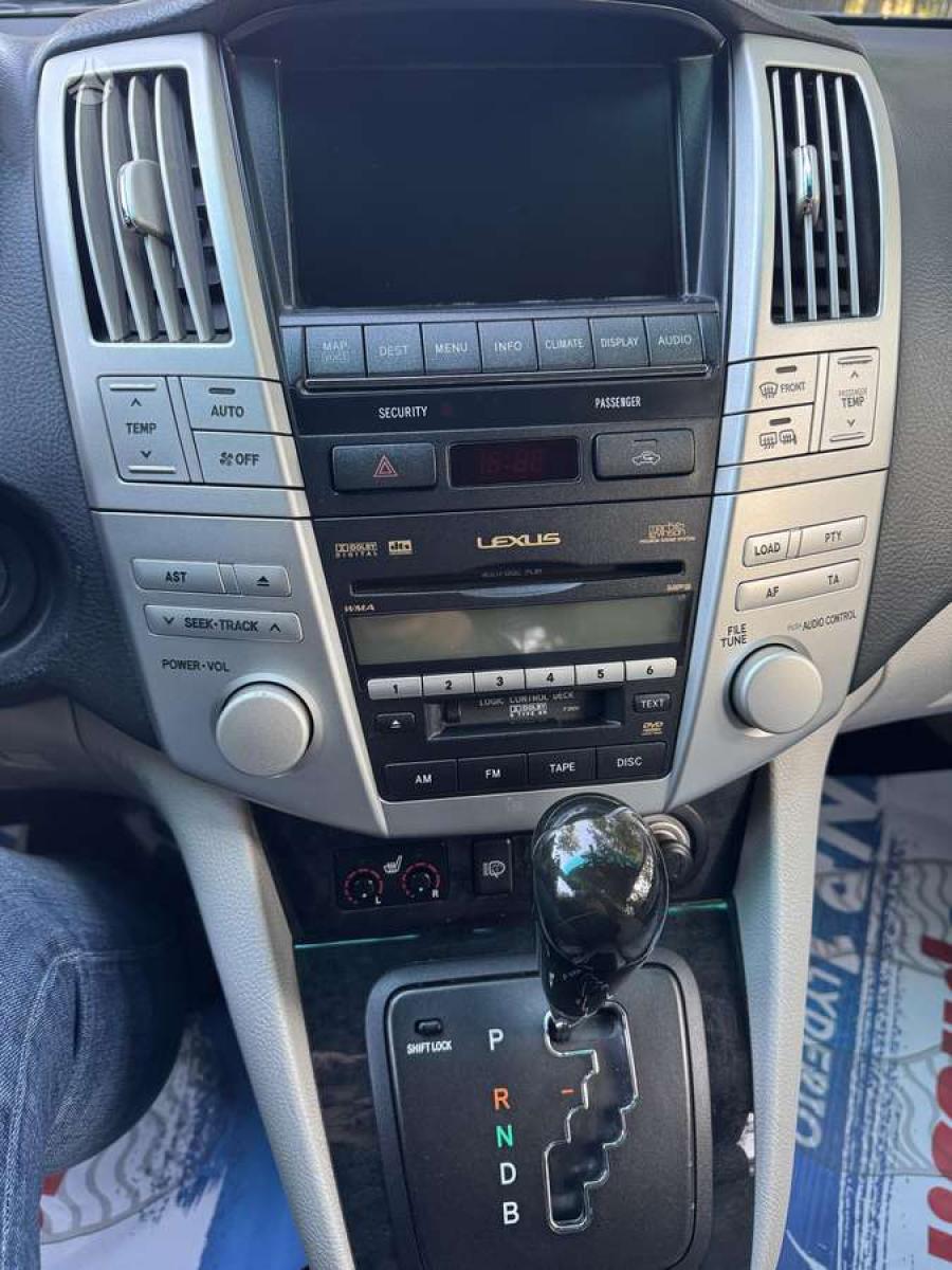 Pelēks Lexus RX 400h 2007 Viļņa, ar dzinēja tilpumu 3.31 L un nobraukumu 268 tūkst. km par 7700 €, foto 22 vietnē AUTOMOTO.COM.LV