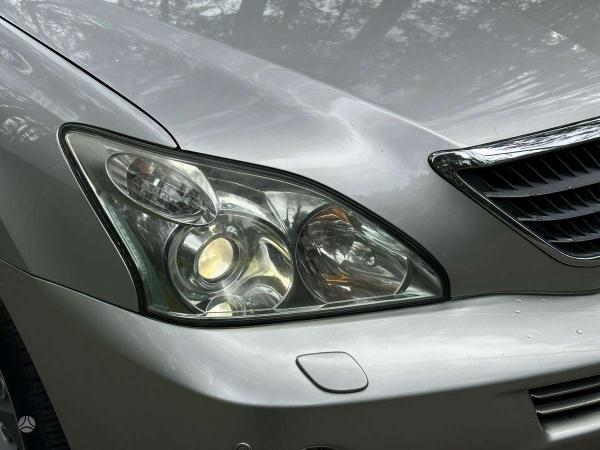 Grey Lexus RX 400h 2007 in Vilnius, with an engine capacity of 3.30 L and mileage of 240 thousand km for 6900 €, photo 6 on AUTOMOTO.COM.LV