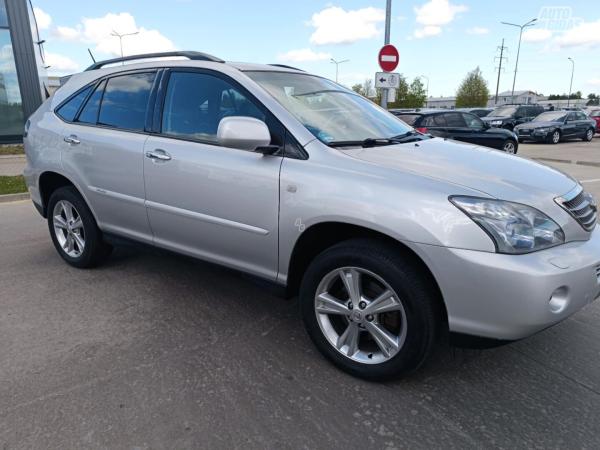 Grey Lexus RX 400h 2008 in Siauliai, with an engine capacity of 3.30 L and mileage of 207 thousand km for 8750 €, photo 11 on AUTOMOTO.COM.LV