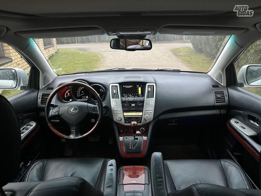 Grey Lexus RX 400h 2008 in Vilnius, with an engine capacity of 33.00 L and mileage of 260 thousand km for 6650 €, photo 8 on AUTOMOTO.COM.LV