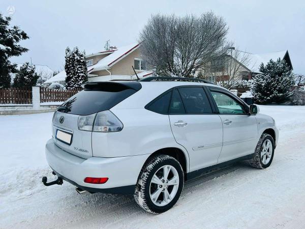 Grey Lexus RX 400h 2008 in Vilnius, with an engine capacity of 0.00 L and mileage of 211 thousand km for 6700 €, photo 6 on AUTOMOTO.COM.LV